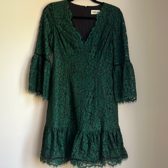 Eliza J | Dresses | Eliza J Size 4 Emerald Green Lace Cocktail Dress ...